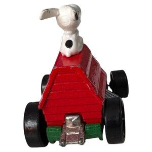 Hot Wheels | Toys | Hot Wheels Peanuts Snoopy Hw City A 24 Some Paint ...